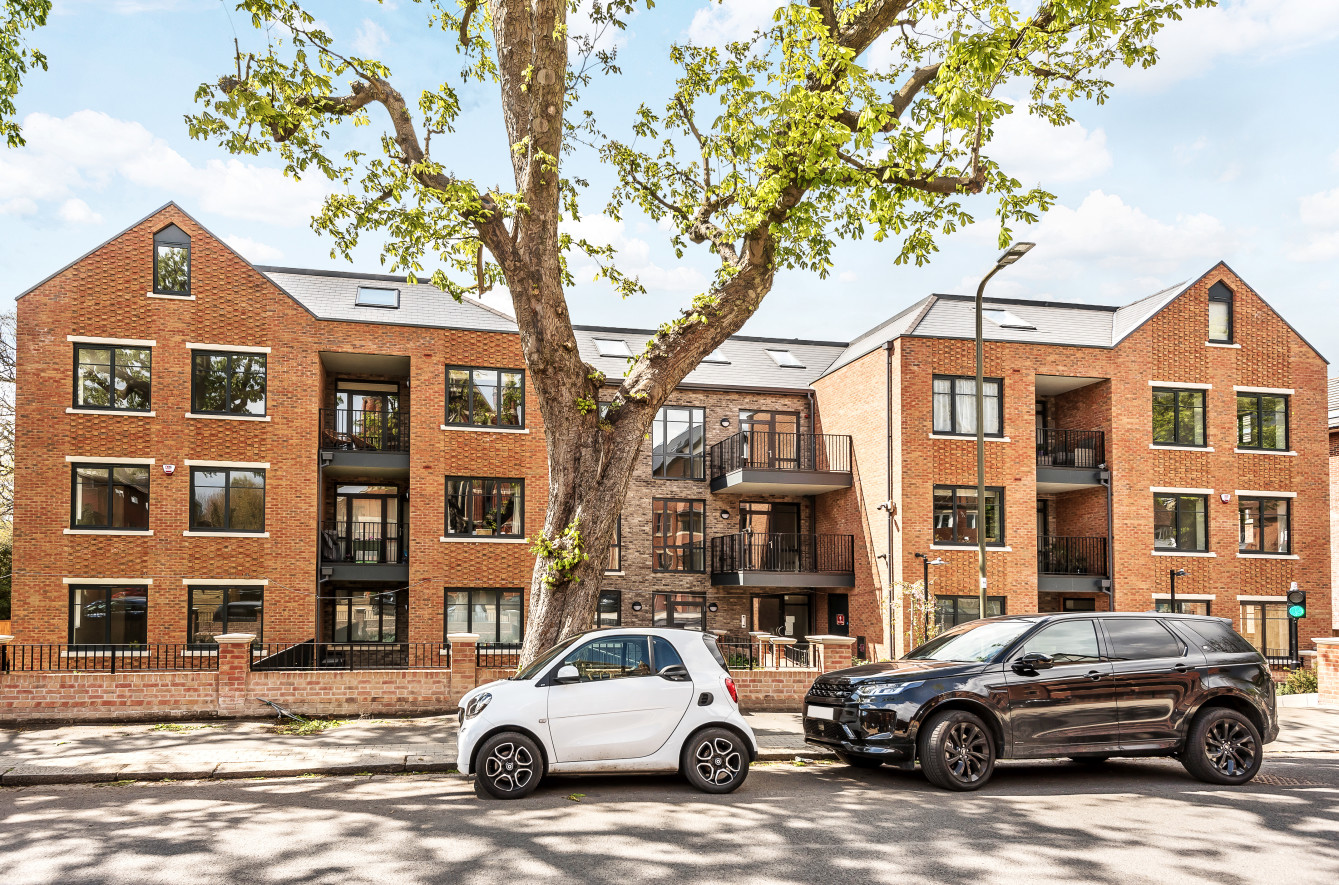 Woodside Park N12 - Real Estates