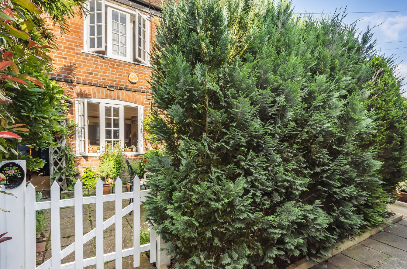 Totteridge N20 - Real Estates