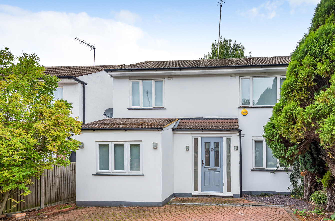 West Finchley N3 - Real Estates