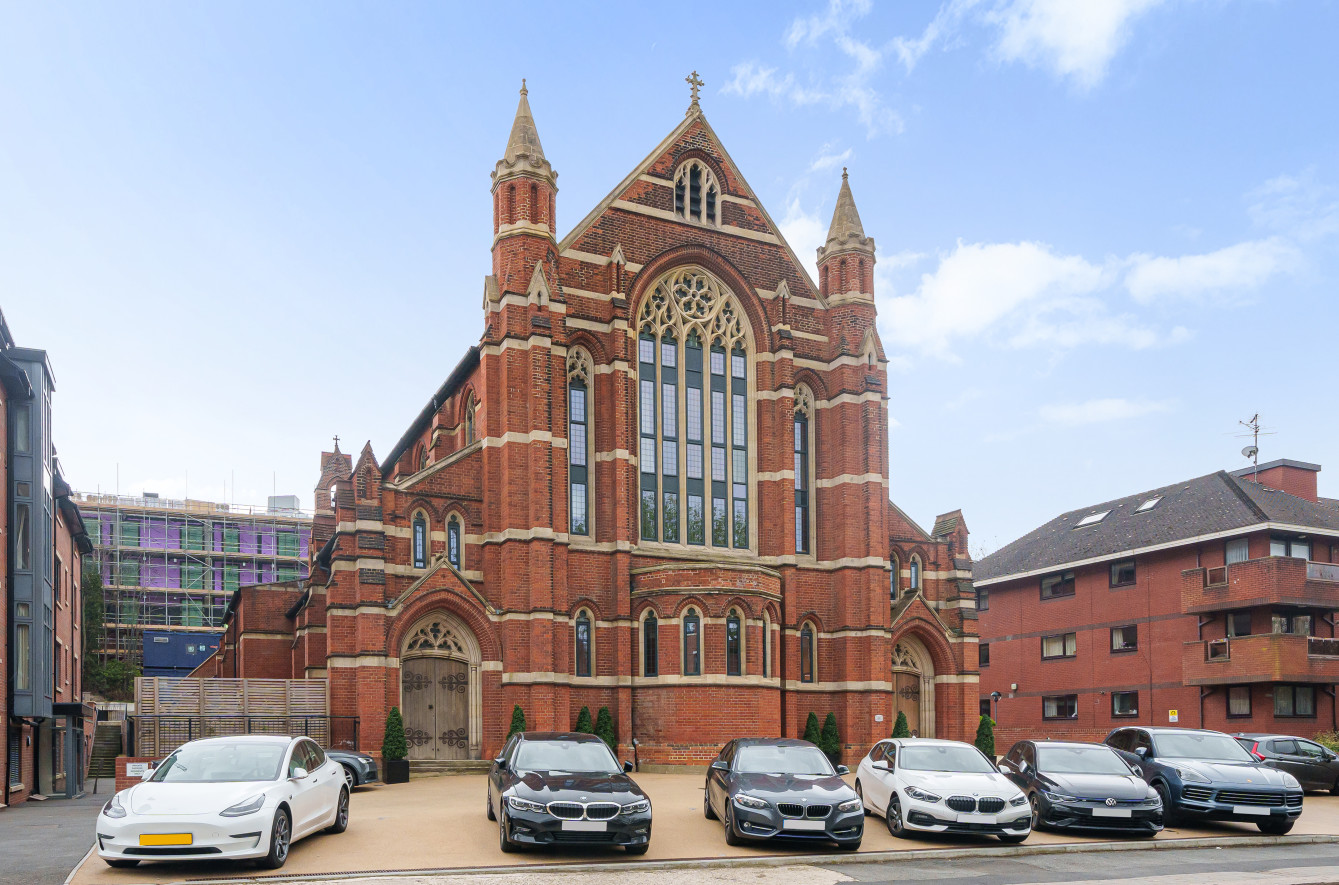 Woodside Park - Real Estates